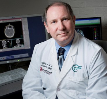 Dr. Jeffrey Long, orador de la conferencia global